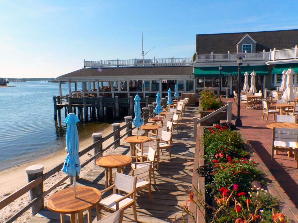 10 Must-Try Hamptons Seafood Restaurants: Official Guide to the Best ...