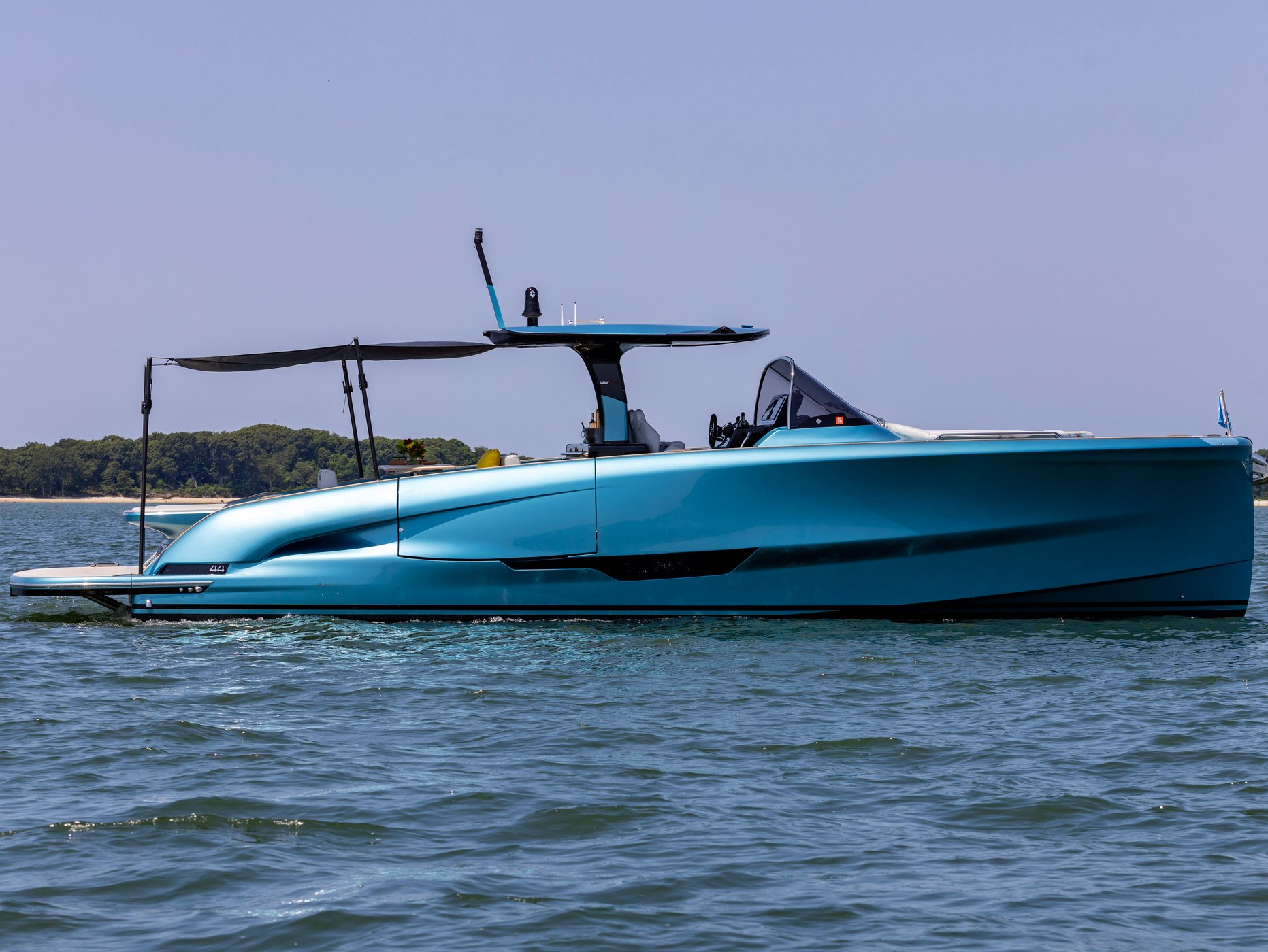 44' 2023 Solaris + SeaBob | Sleek Balcony-Equipped Luxury Yacht