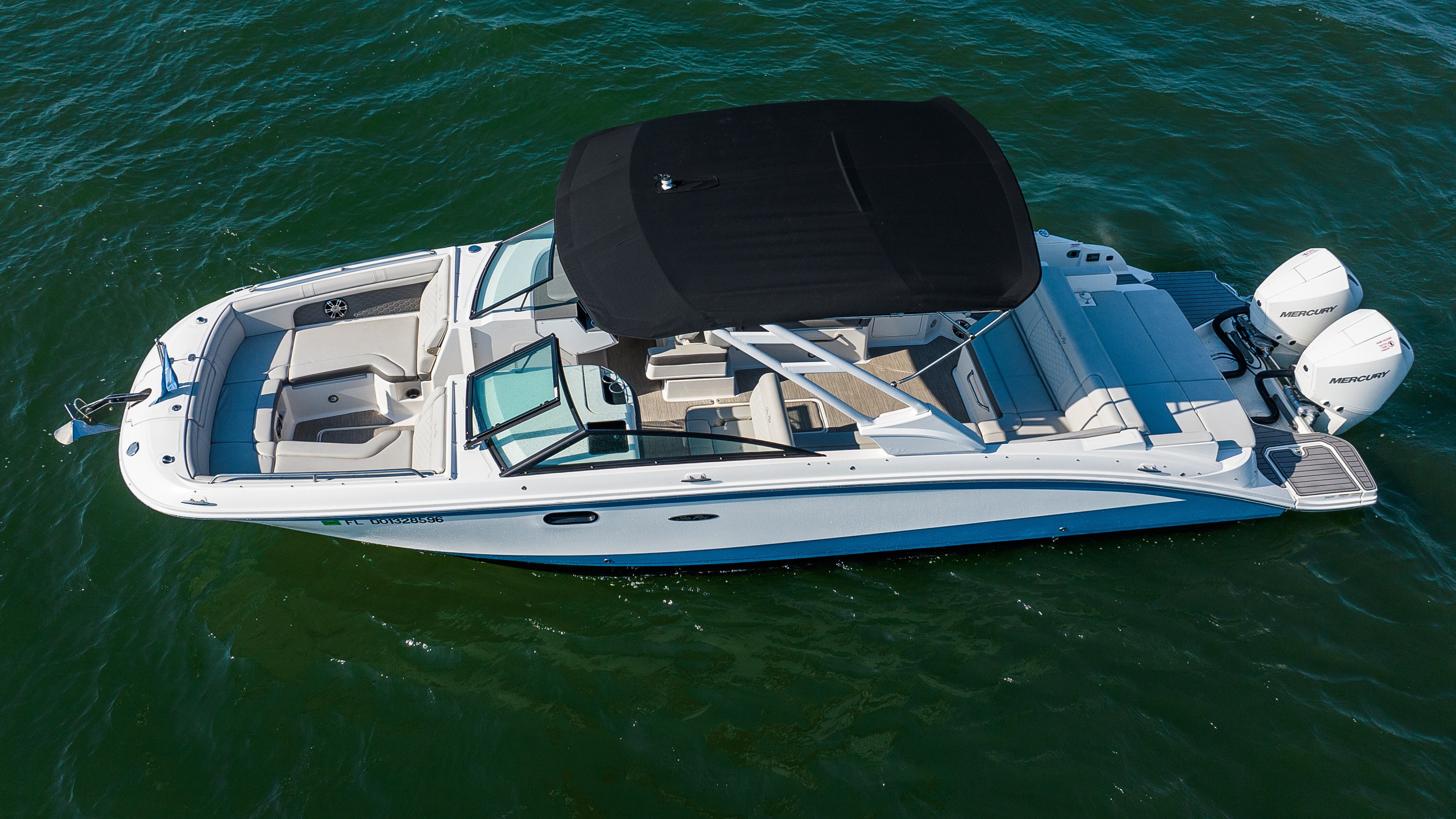29' Sea Ray 290 | 2023 Speedboat with Bluetooth Stereo & Swim Platform