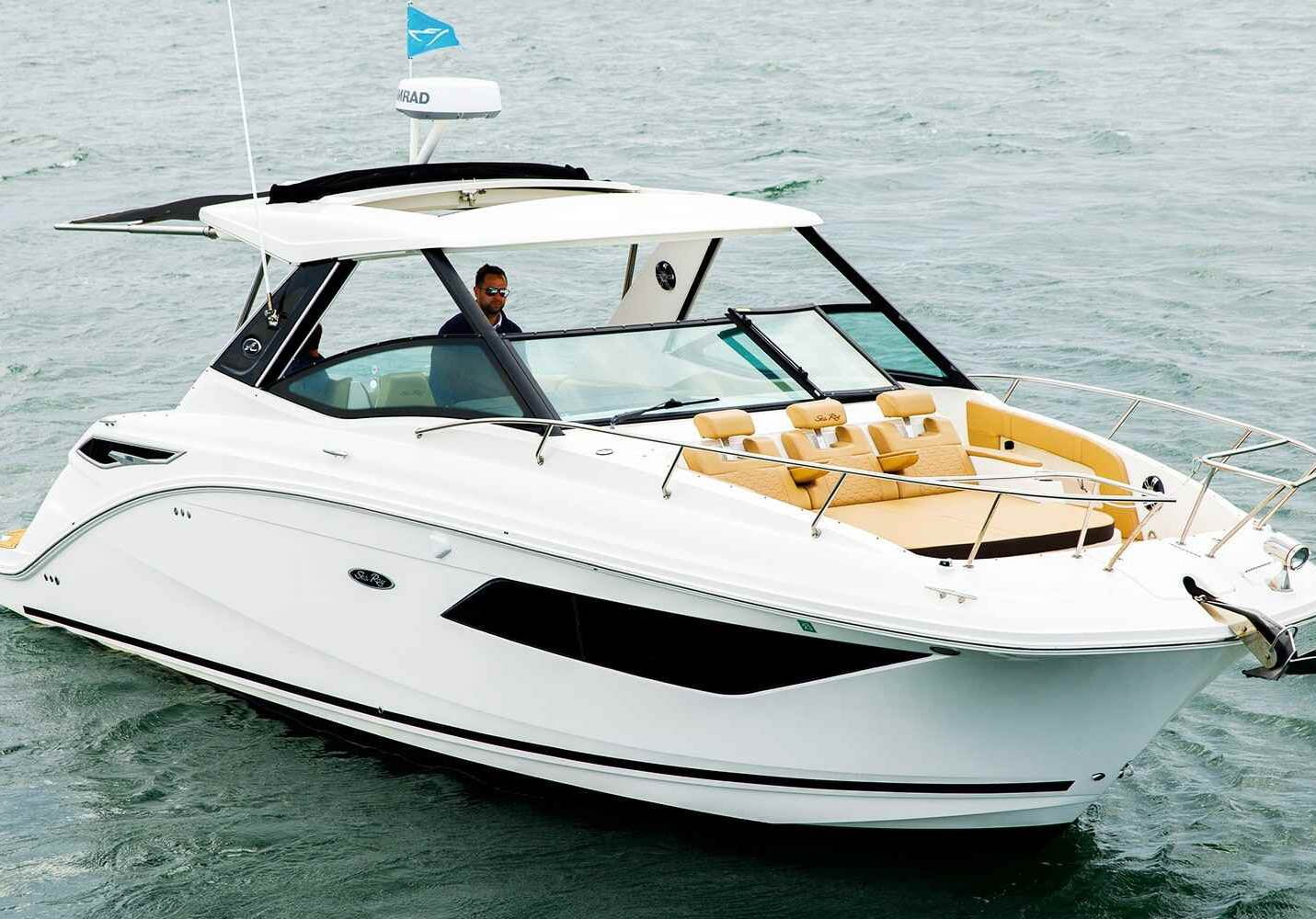 32' 2020 Sundancer + Seabob | Indoor-Outdoor Luxury With Ample Seating