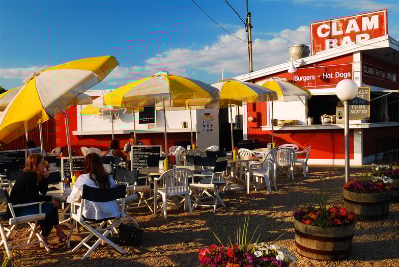 10 Must-Try Hamptons Seafood Restaurants: Official Guide to the Best ...