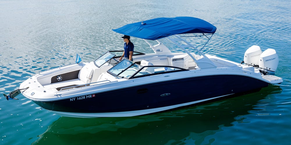 29' Sea Ray 290 | 2022 Speedboat with Bluetooth Stereo & Swim Platform