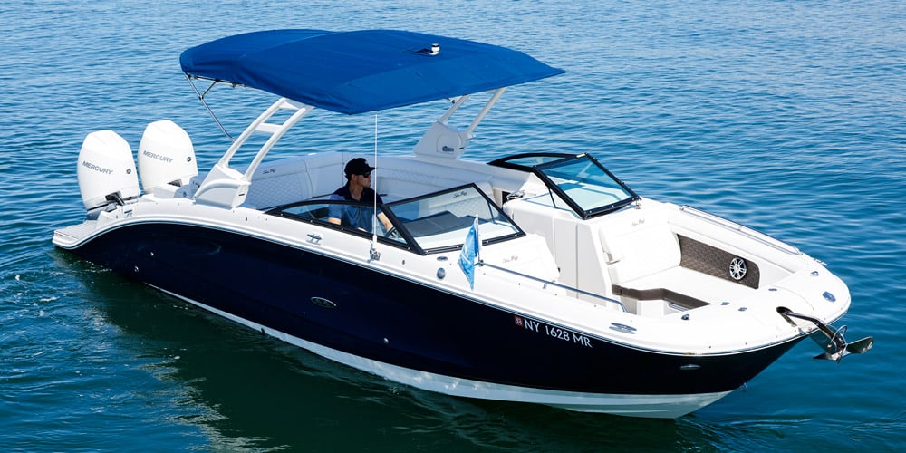 29' Sea Ray 290 | 2022 Speedboat with Bluetooth Stereo & Swim Platform